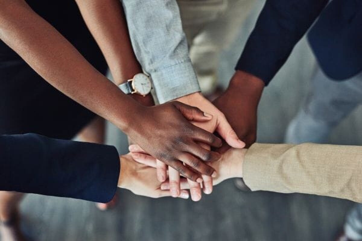 Permainan Team Building yang Seru untuk Outing Kantor · Panorama Events